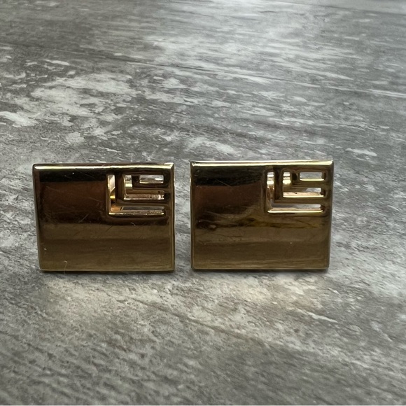 SWANK | Accessories | Vintage Swank Gold Tone Square Cufflinks | Poshmark